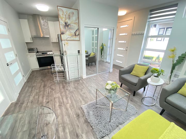 New Guest House - Vancouver