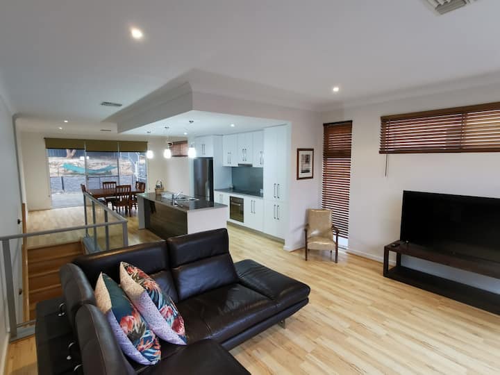 Mayfair - Bed & Breakfast In The Best Location - Clare