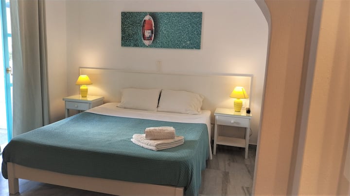 Queen Studio With Balcony - Paros