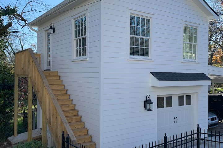 Quaint And Peaceful Fairyland Apartment - Lookout Mountain, GA