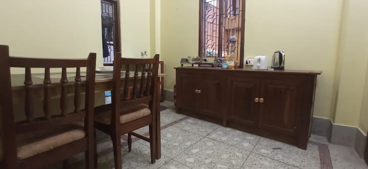 Room 4 Colonial House, Two Single Beds - Imphal
