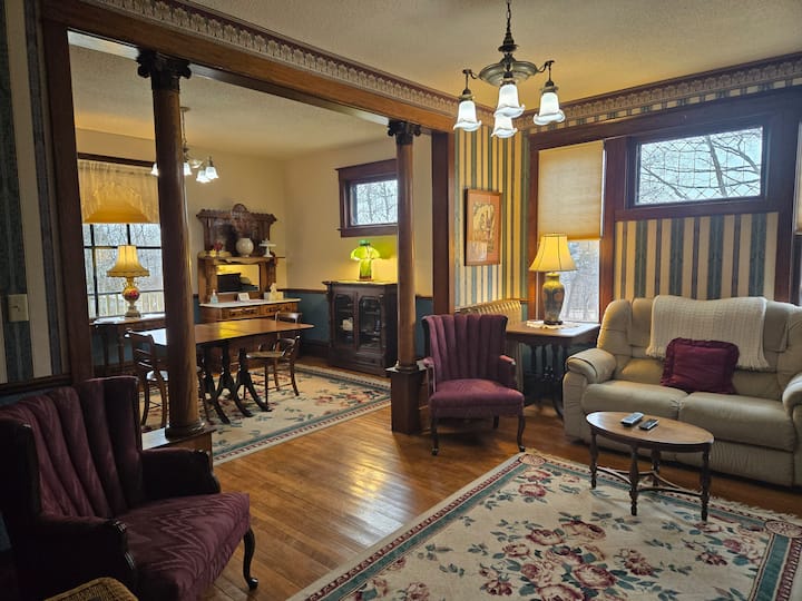 Rittenhouse Cottage (Sleeps 3) - Bayfield, WI