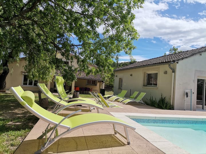 Gîte Les Papillons - Domaine Des Pins Avec Piscine - Vallon-Pont-d'Arc