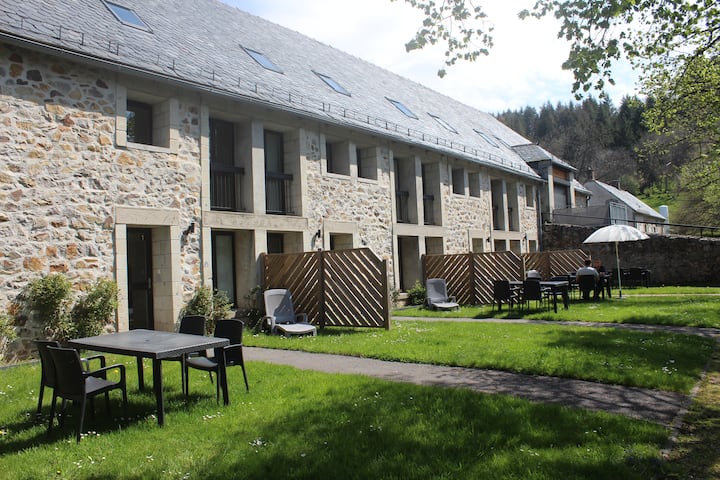 Gîtes Et Camping Le Sédour - Gîte 2 - Cantal