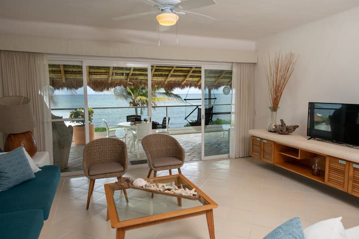 Las Villas-amazing Beachfront Villa - Akumal