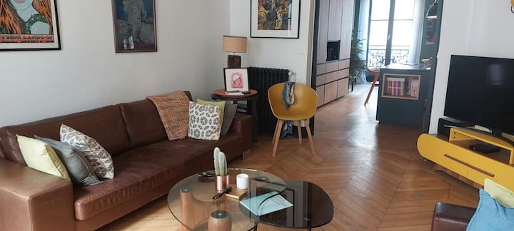Large Apartment In Central Paris-4 Bedrooms - Paris