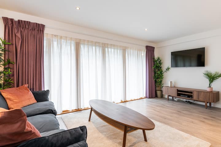 Luxury 2 Bed Grand Canal - Dublin, Ireland