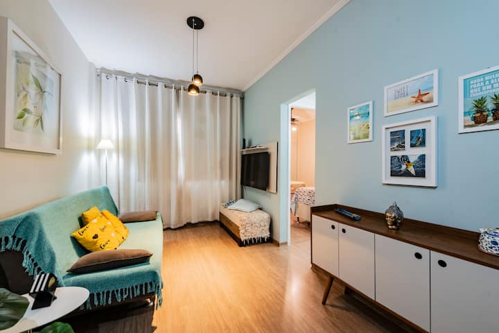 Apart Santos, Gonzaga Beach With Wi-fi/netflix/ac - Santos