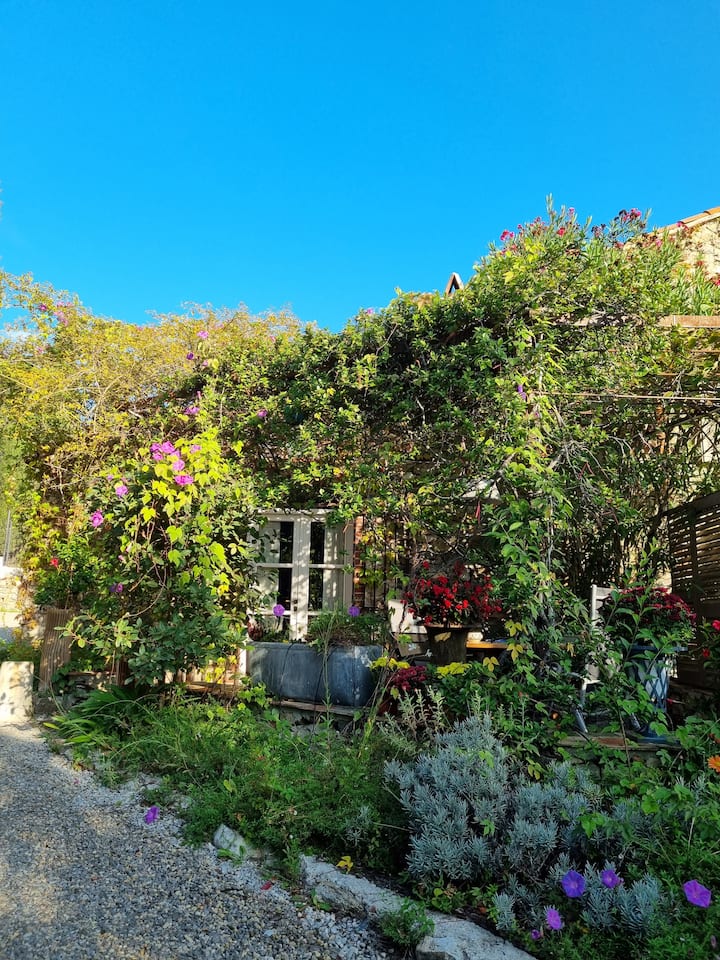 Maison Mitoyenne De Charme Pour 4 - Cogolin