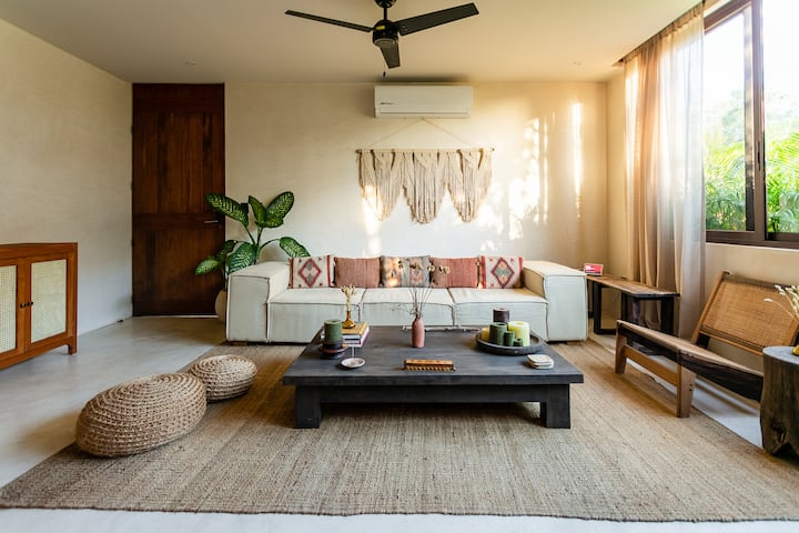 Casa Pakal ·  Penthouse W Piscine & Beach Club - Tulum