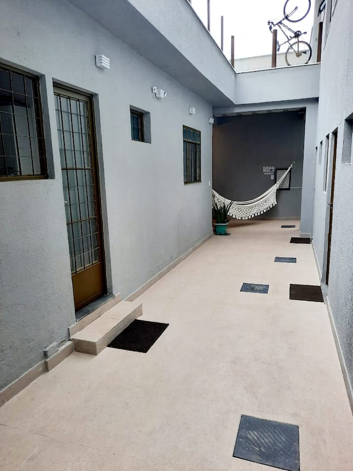 Apto05 - Excelente Kitnet Na Região Central De Bh - Belo Horizonte