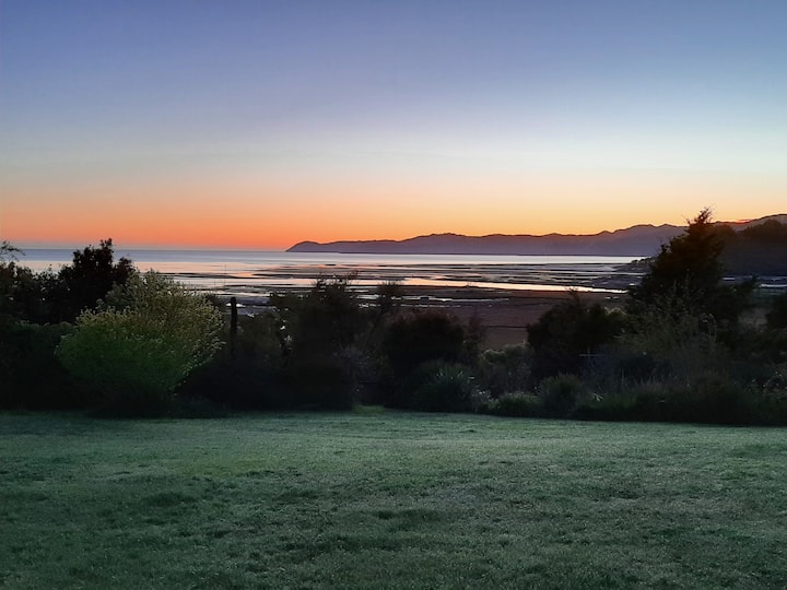 Golden Bay View Cottage - Tākaka