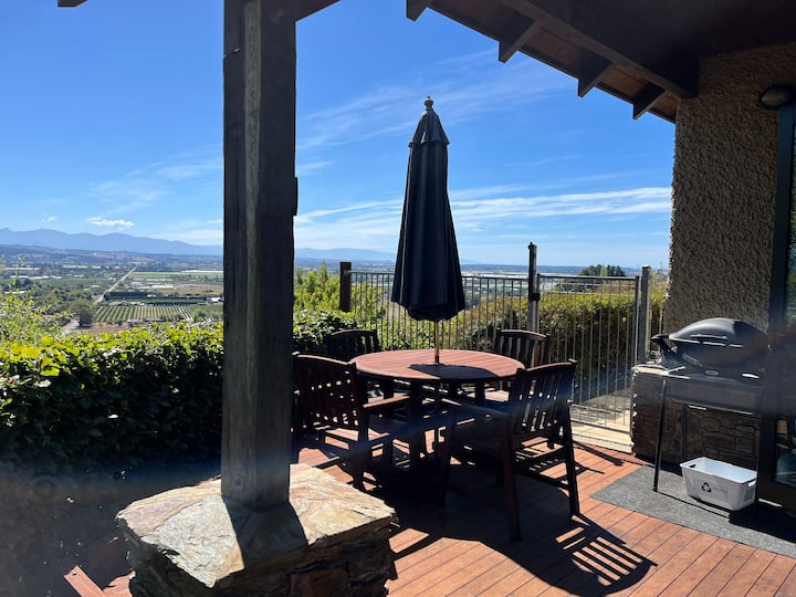 Ridgeline Views 2 Bedroom Guest Suite - Brightwater