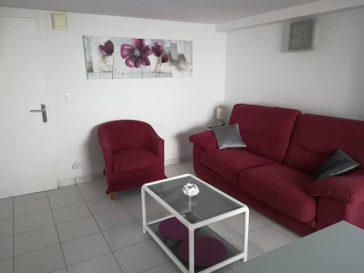 Maison Avec Parking Sécurisé De 2 Places - Limoges