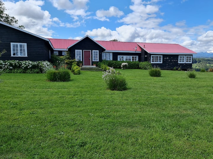 Gran Casa De Lago - Chile