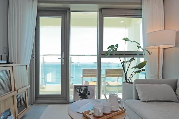 [Elmomento Gwangan]#광안대교정면뷰#넷플릭스#취사가능#해변10초#1104 - Busan