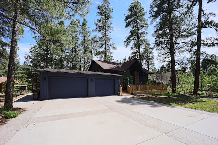 Munds Park - 5 Bedroom Spacious Cabin - Munds Park, AZ