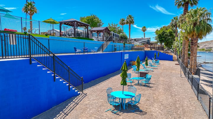 Gated River Resort Pet Friendly Pool, Spa $1498.00 - Bullhead City, AZ