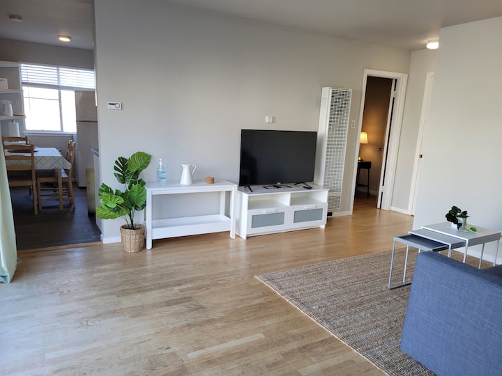 Sf 2-bedroom Apt At Cow Hollow With Parking - San Francisco, CA