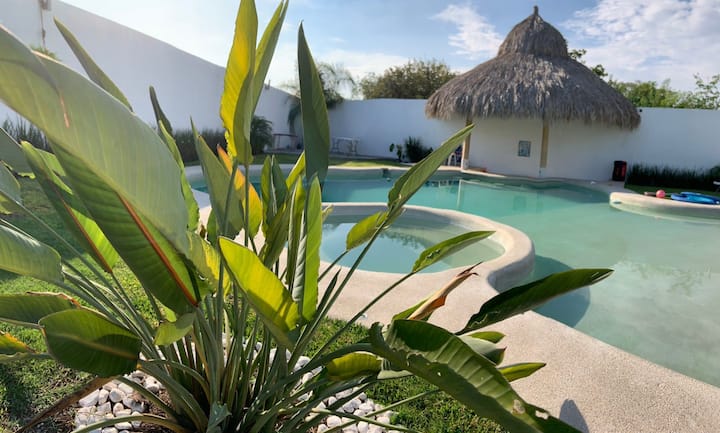 "Casa Maná" Disfruta De La Playa En La Ciudad. - Estacas