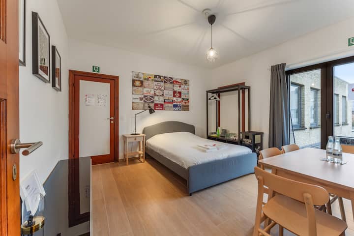 Romy&travis | Free Parking At 5 Minutes - Bruges