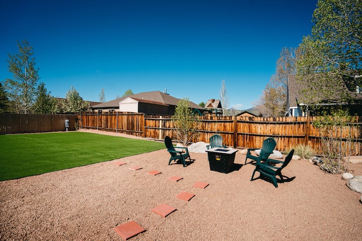 Family-friendly | Hot Tub | Minutes From Downtown - Browns Canyon National Monument