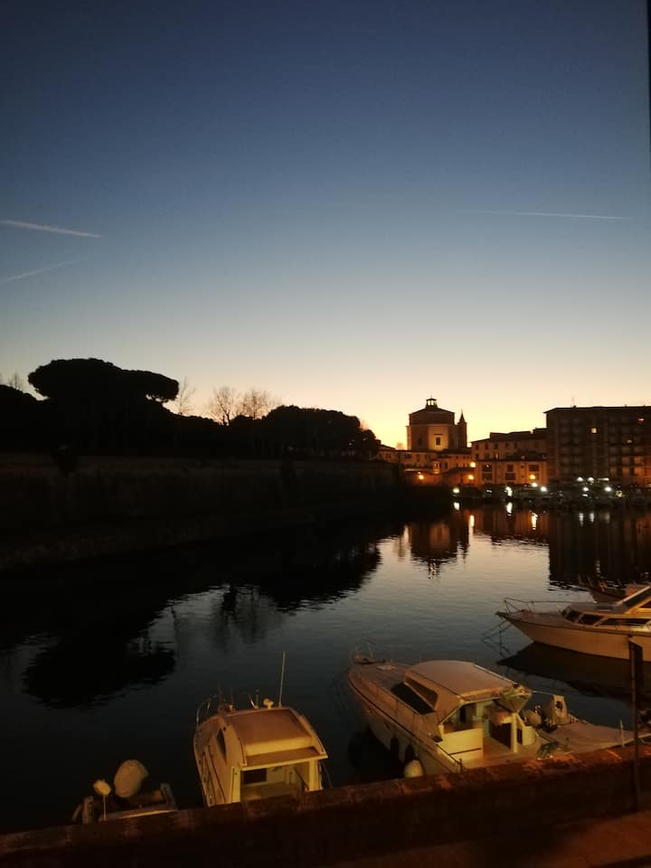 Sea In Livorno Downtown - Livourne