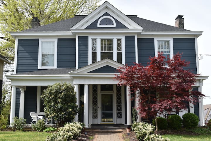 Lynchburg Home On Historic Rivermont Ave - Lynchburg, VA