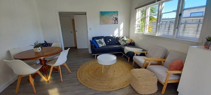 Seaside - Bottom Right Unit - Whangamatā