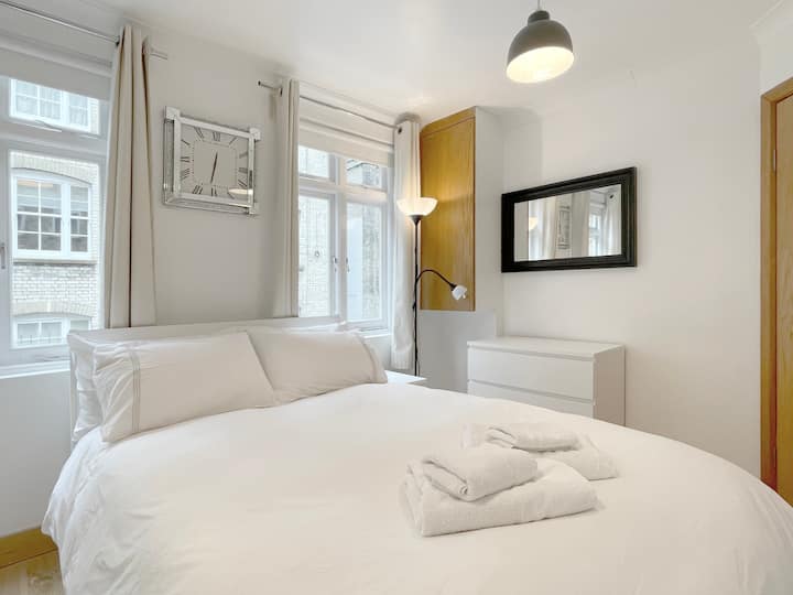 Baker Street 1st Floor - 1 Bed Apt W/en-suite - Marylebone