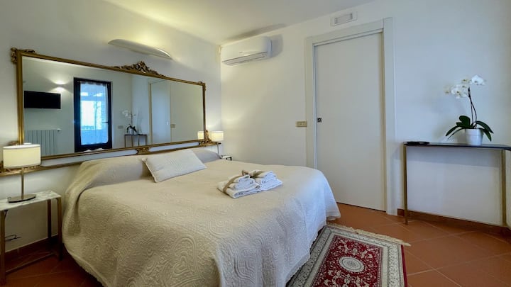 Mirror Suite: Immersi Nel Lusso E Nella Storia. - Castellana Grotte