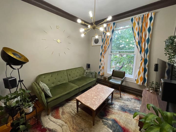 Appartement Ensoleillé Au 3ème ÉTage Près Du Métro - Montréal, QC