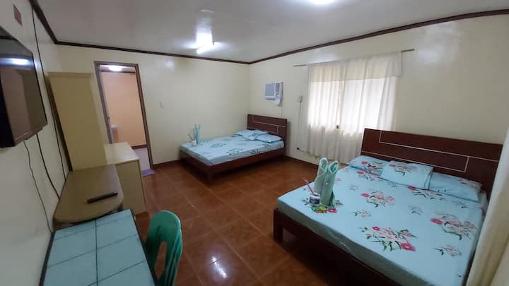4-6pax Tagaytay( Wifi,ac,cable,parking,kitchen ) - Amadeo