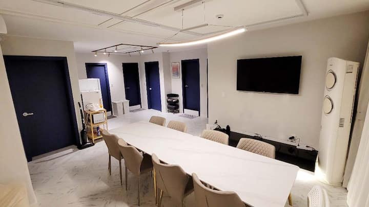 3rroom+ H.ik_station In 5min+roop Top. - Seoul