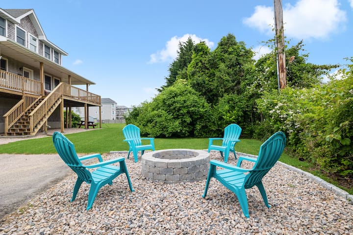 Perfect Family Home 200ft To Sand Hill Cove Beach - Rhode Island