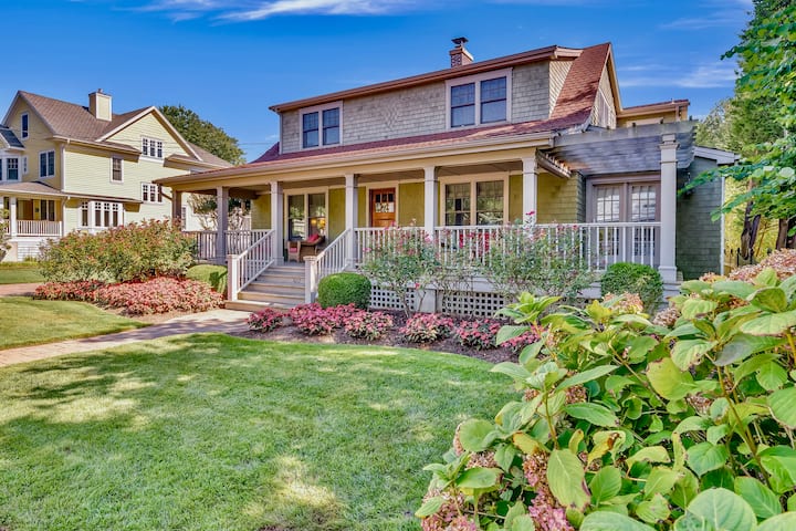 Beautiful Beach Home W/pool, Hot Tub, Porch - Cape May, NJ