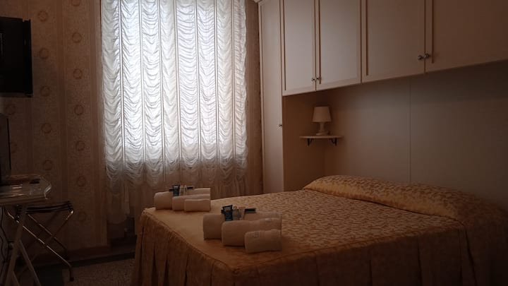 2d-place Bed & Breakfast-camera Matrimonialetorino - トリノ