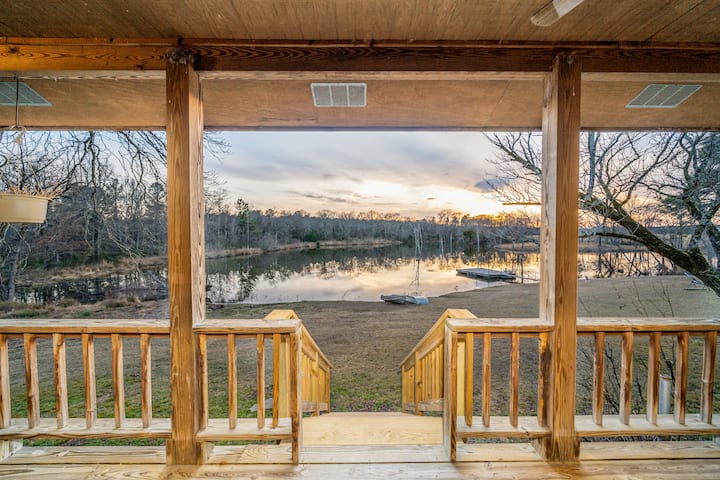 Completely Private Farm House On 100 Acres Of Land - Hot Springs, AR