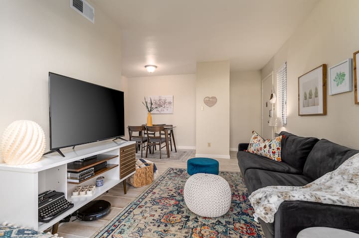 Midtown Oasis & Retreat- Central -Low Cleaning Fee - Tucson, AZ