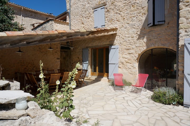 Maison De Caractère Pour 14 Personnes - 7 Chambres - Forcalquier