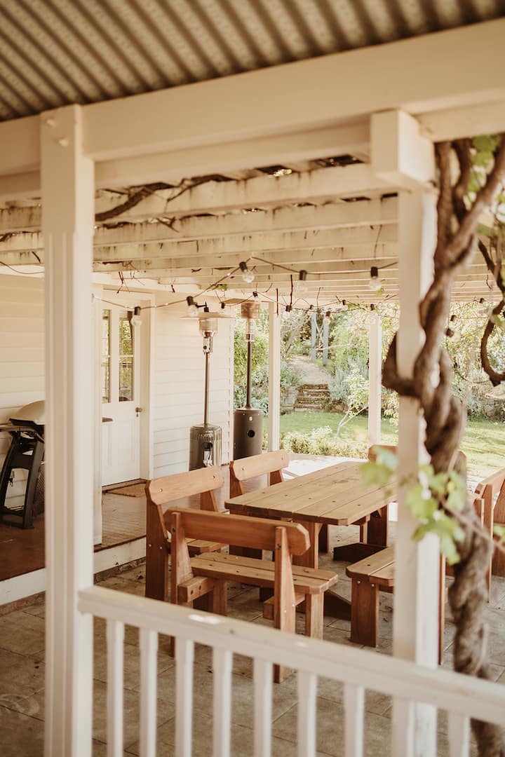 Willow & Heart Homestead + Two Extra Cottages - Kurrajong