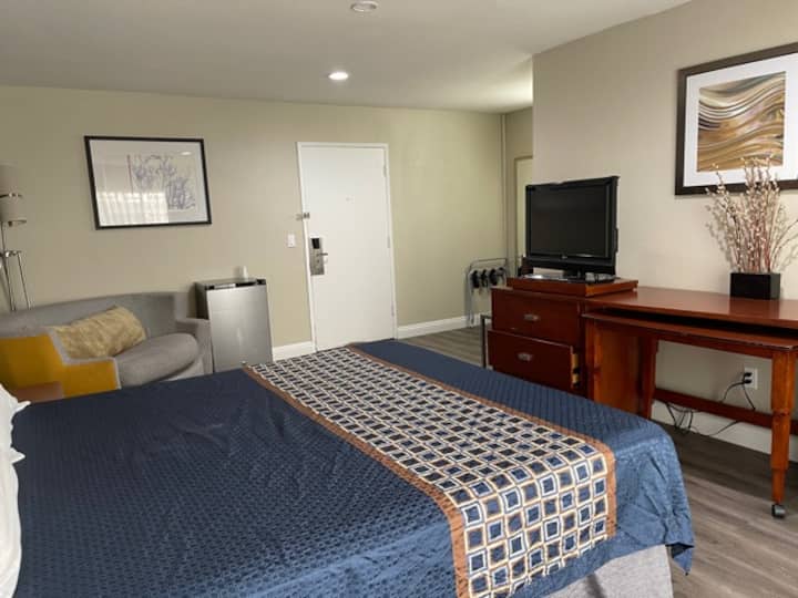 Motel King Bd Room Near Disneylnd & Newprt Beach - 爾灣
