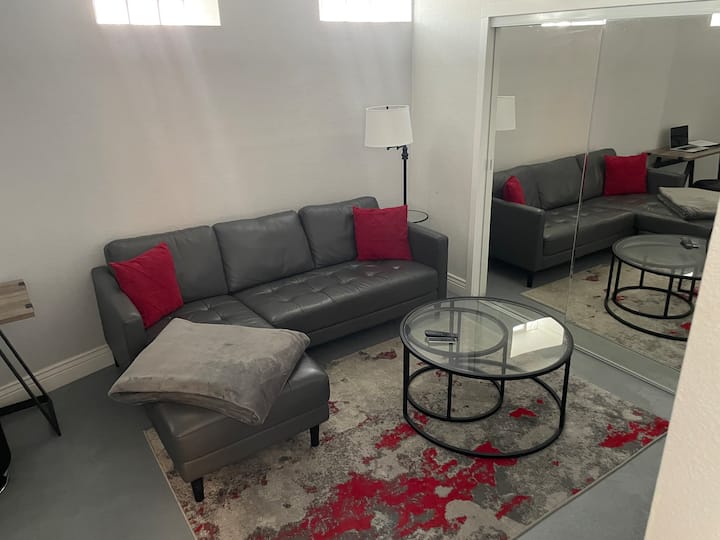 Denver Square Mother-in-law Suite - デンバー, CO