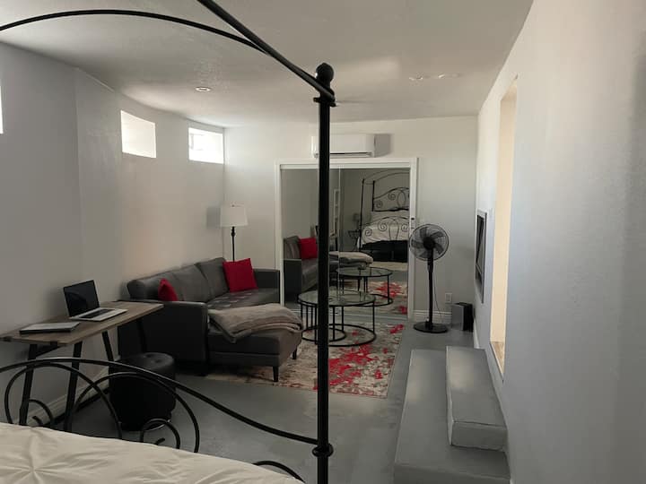 Private Suite In Denver W/comfy Queen Bed - Denver, CO