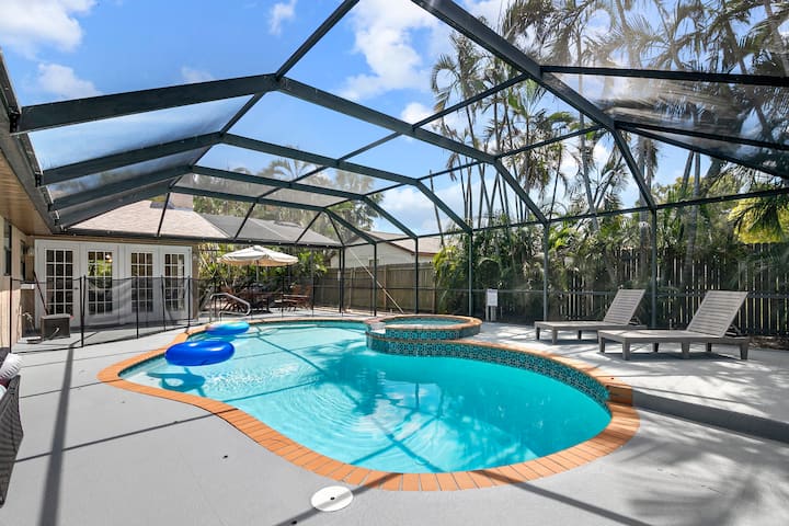 Beach Vacation Retreat With Heated Pool And Spa. - Bradenton