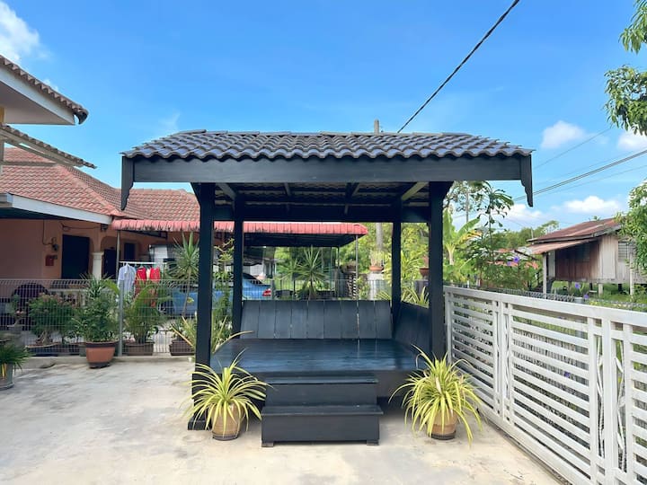 Chaq Homestay Kepala Batas (Muslim  Only) - Penaga