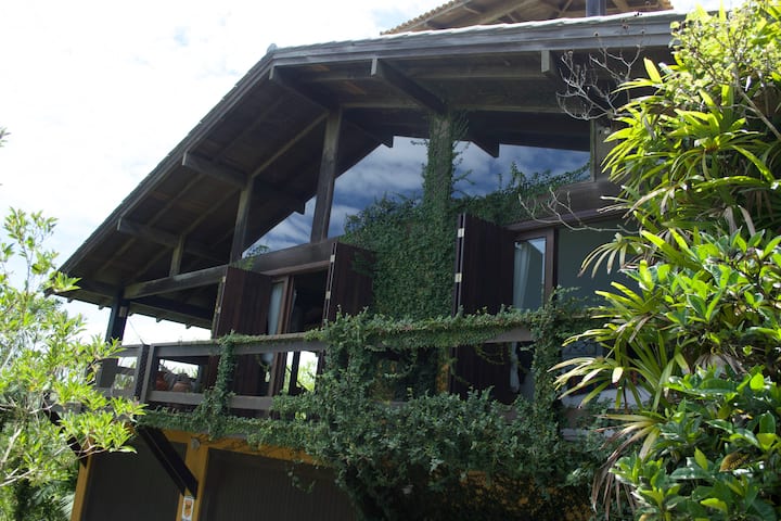 Casa Ampla No Canto Norte Da Praia Do Silveira - Garopaba