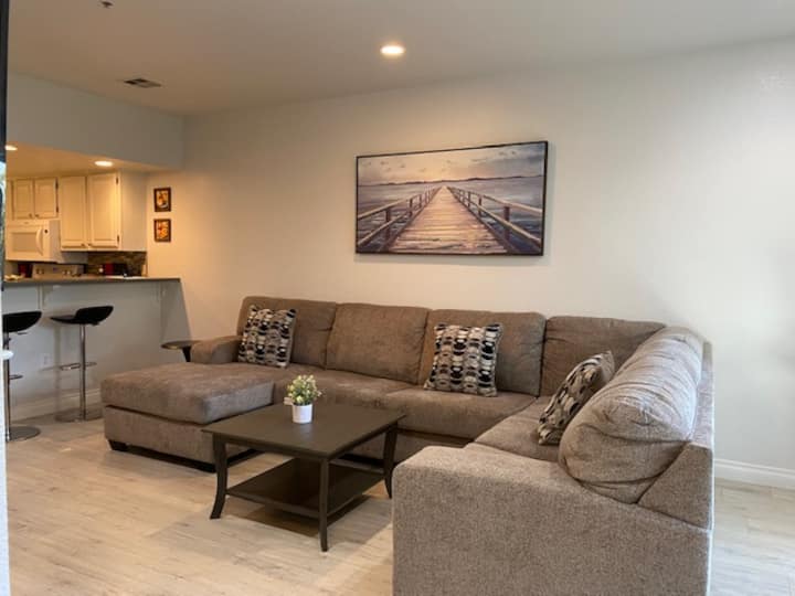 Turnkey Stay: Wi-fi, Netflix, Fireplace, Garage, W/d In Unit. - Danville, CA