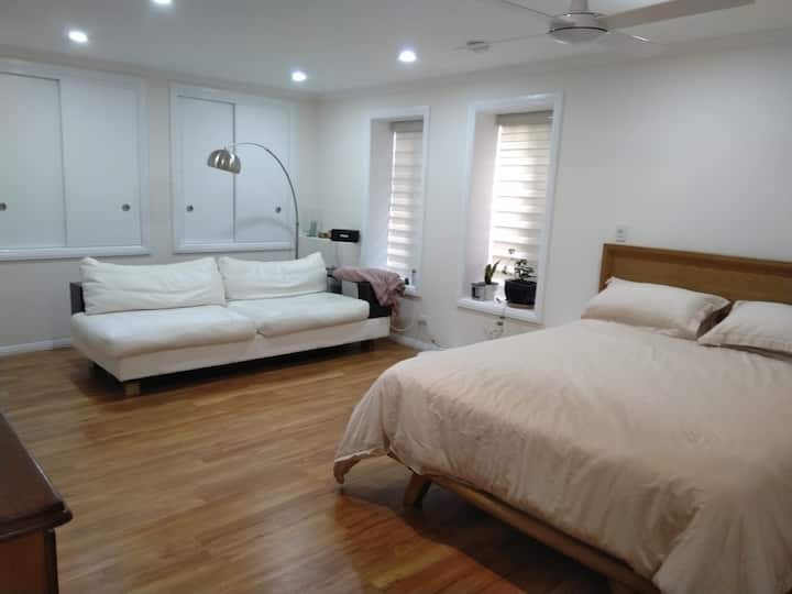 Kurrajong Village Studio Apartment. - Kurrajong