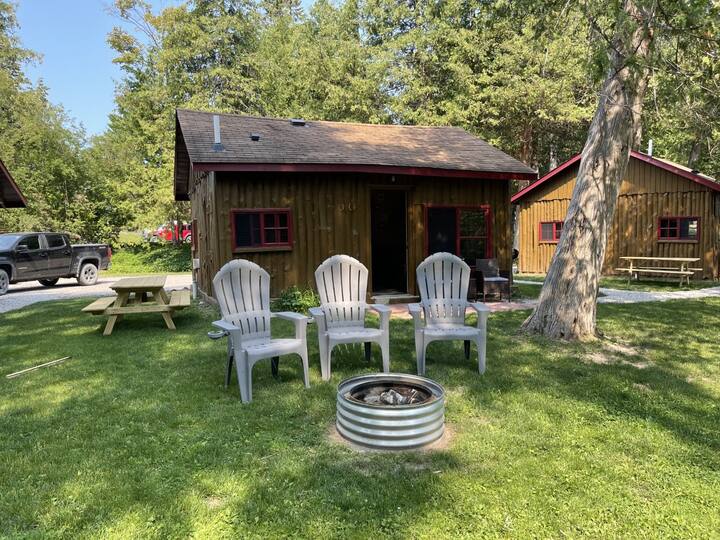 Reed's On The River Cabin 3 On The Sturgeon River - Mullett Lake, MI